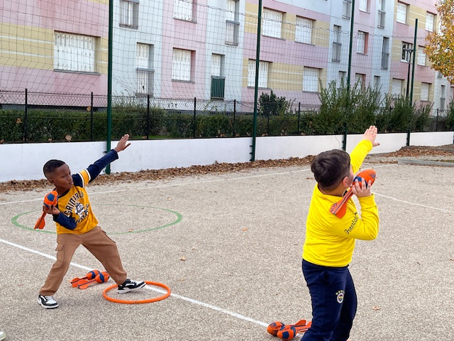 ATHLÉTISME ET RUGBY CE1 – Ecole élémentaire Charles-Perrault